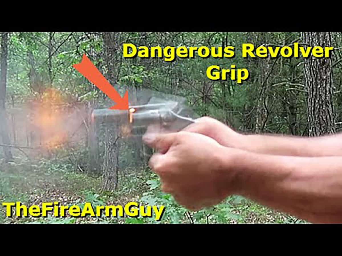 [VIDEO] See What Can Happen If Your Hand Is In The Wrong Spot While ...